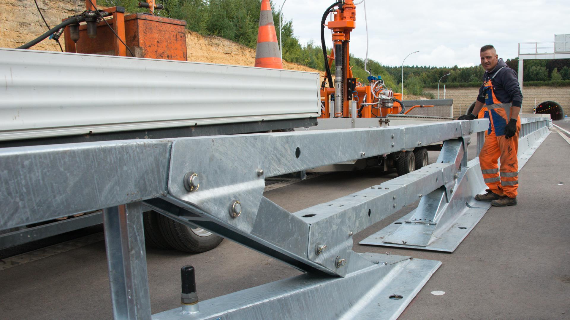 Central reservation guard “Gate-Guard” - Road Security - Metal Construction